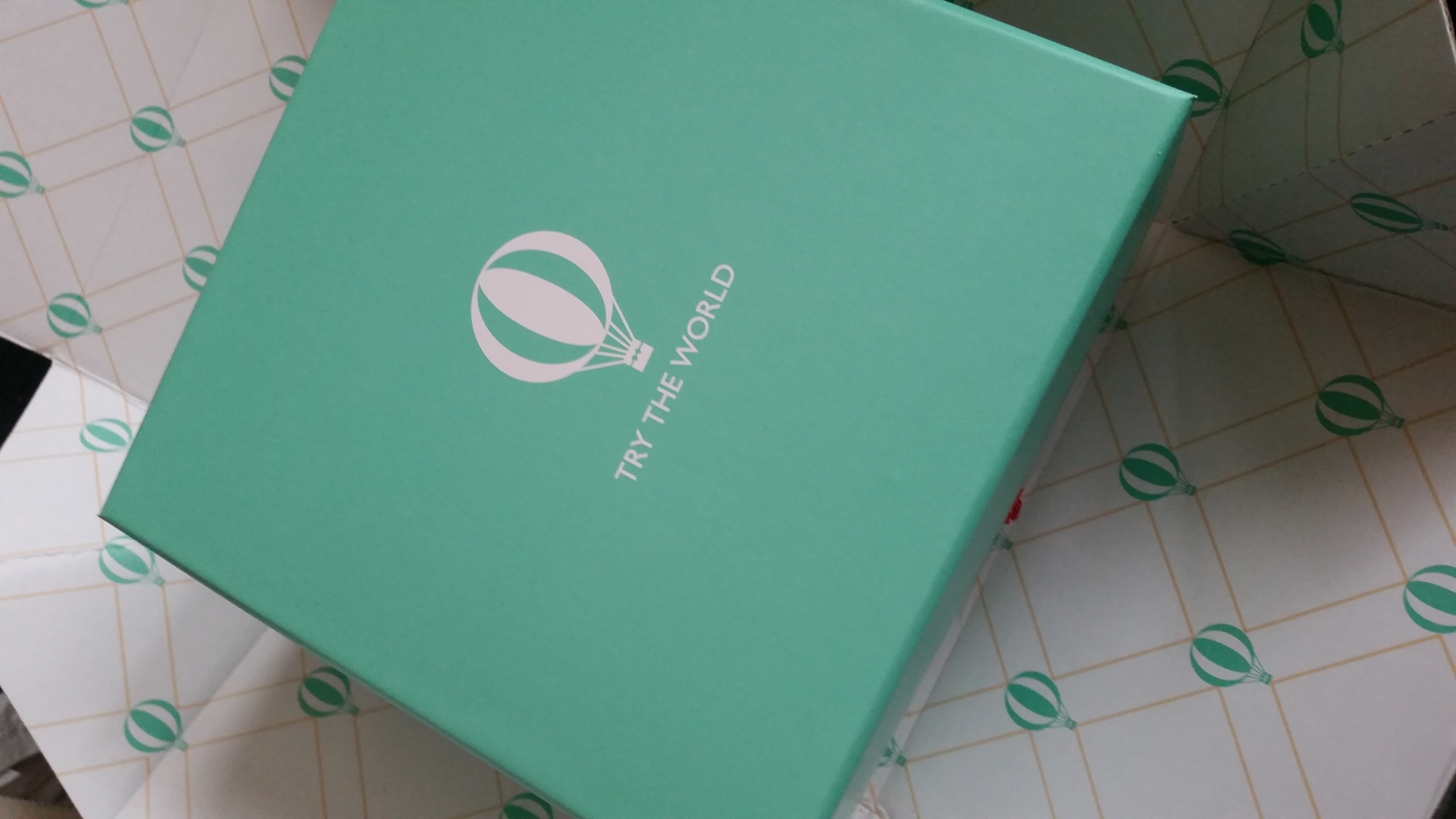 Subscription Box: Try The World - Perfectionist Wannabe